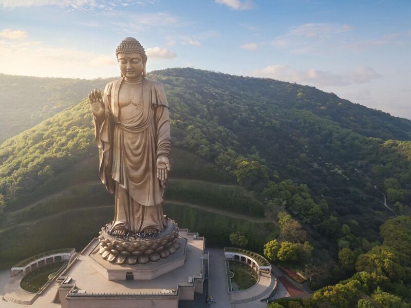 12 Famous Buddha Statues and Their Meanings