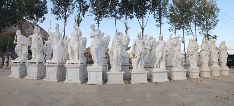 Why Muscular Greek Sculptures Are the Symbol of Strength and Beauty ...