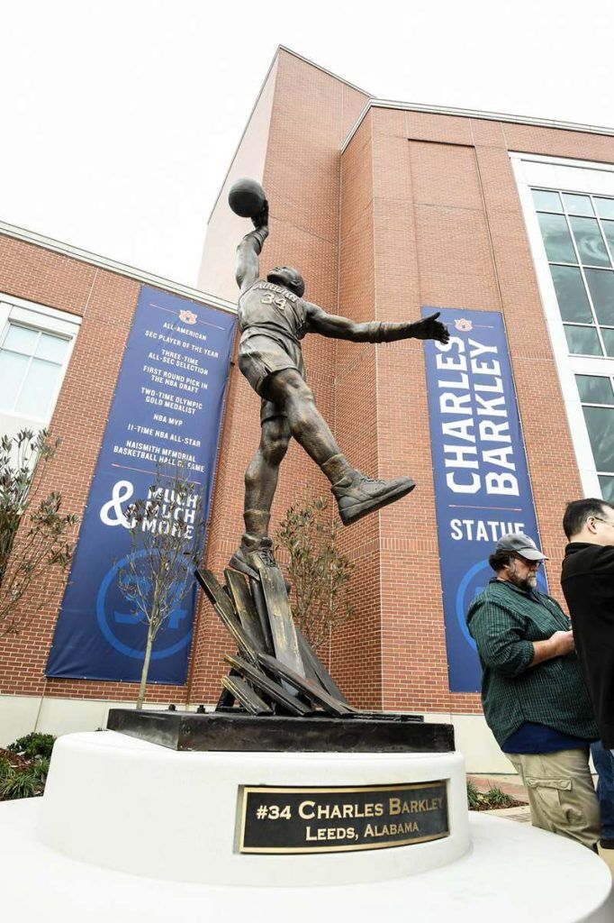 Top 15 Best NBA Statues Around the World- YouFine