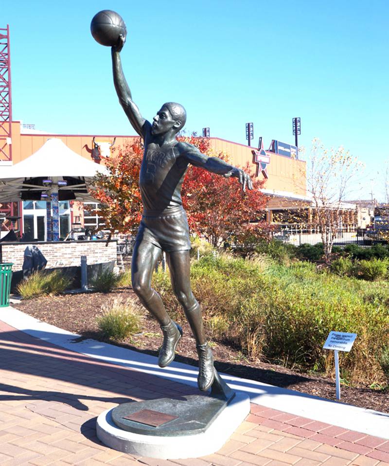 Top 15 Best NBA Statues Around the World- YouFine