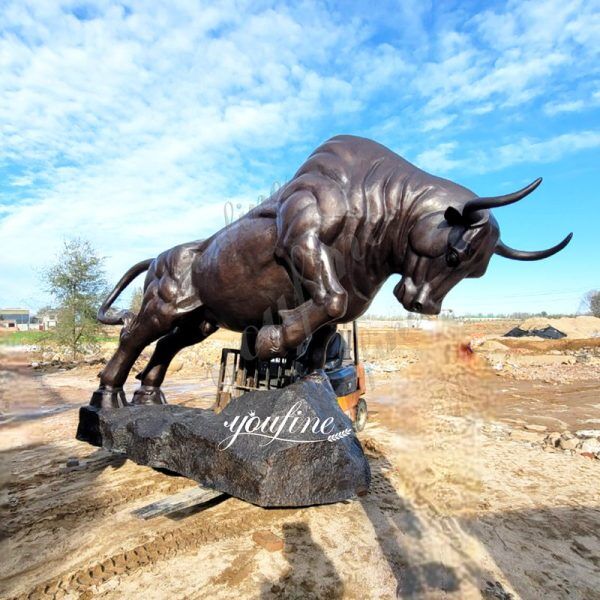 Big Bull Statue